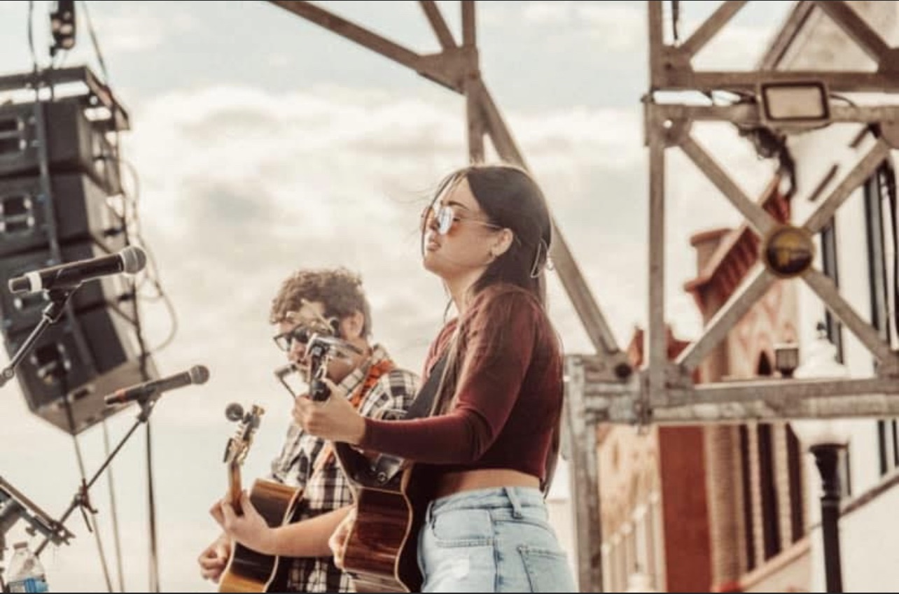 Friday Night Live with Hannah Howard - Somerset Tourism - seemyset.com